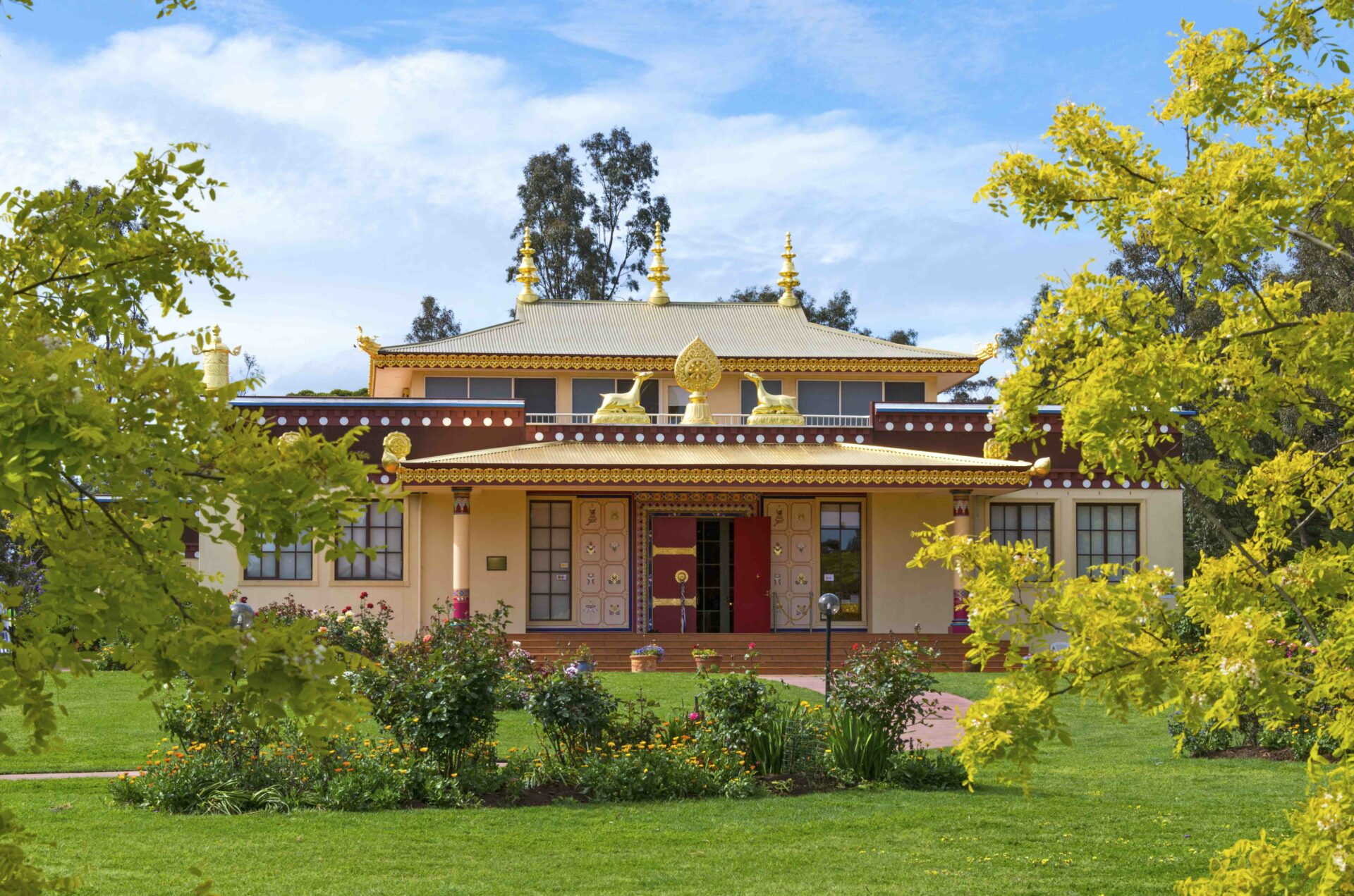 Easter retreat - on site and online - Tibetan Buddhist Society