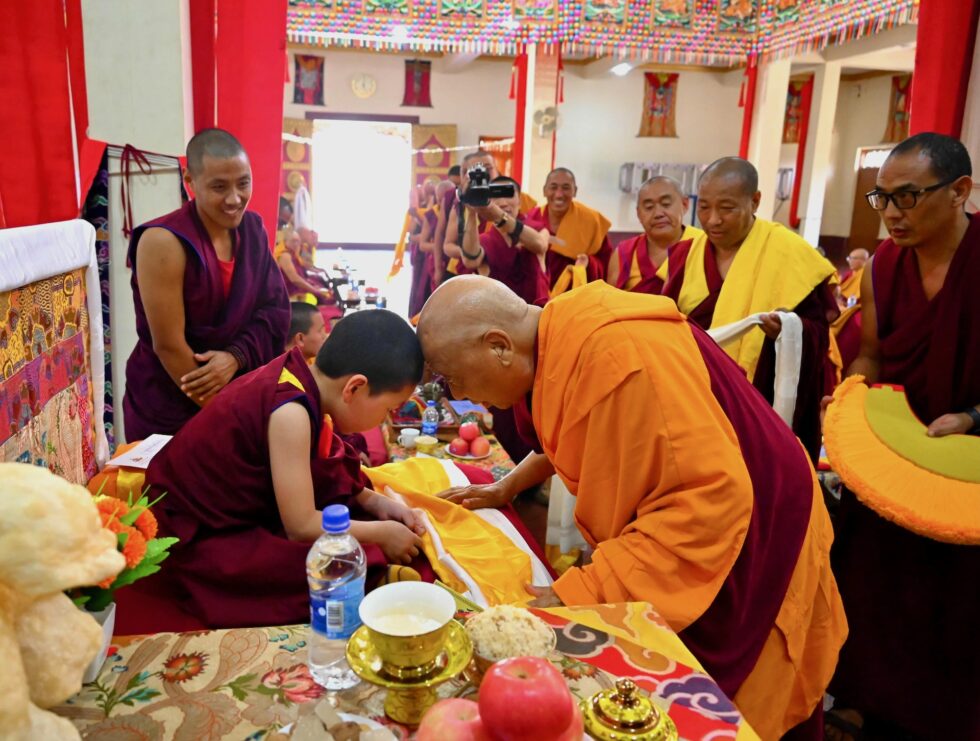 Photographs from the first encounters with Loden Rinpoche - Tibetan ...